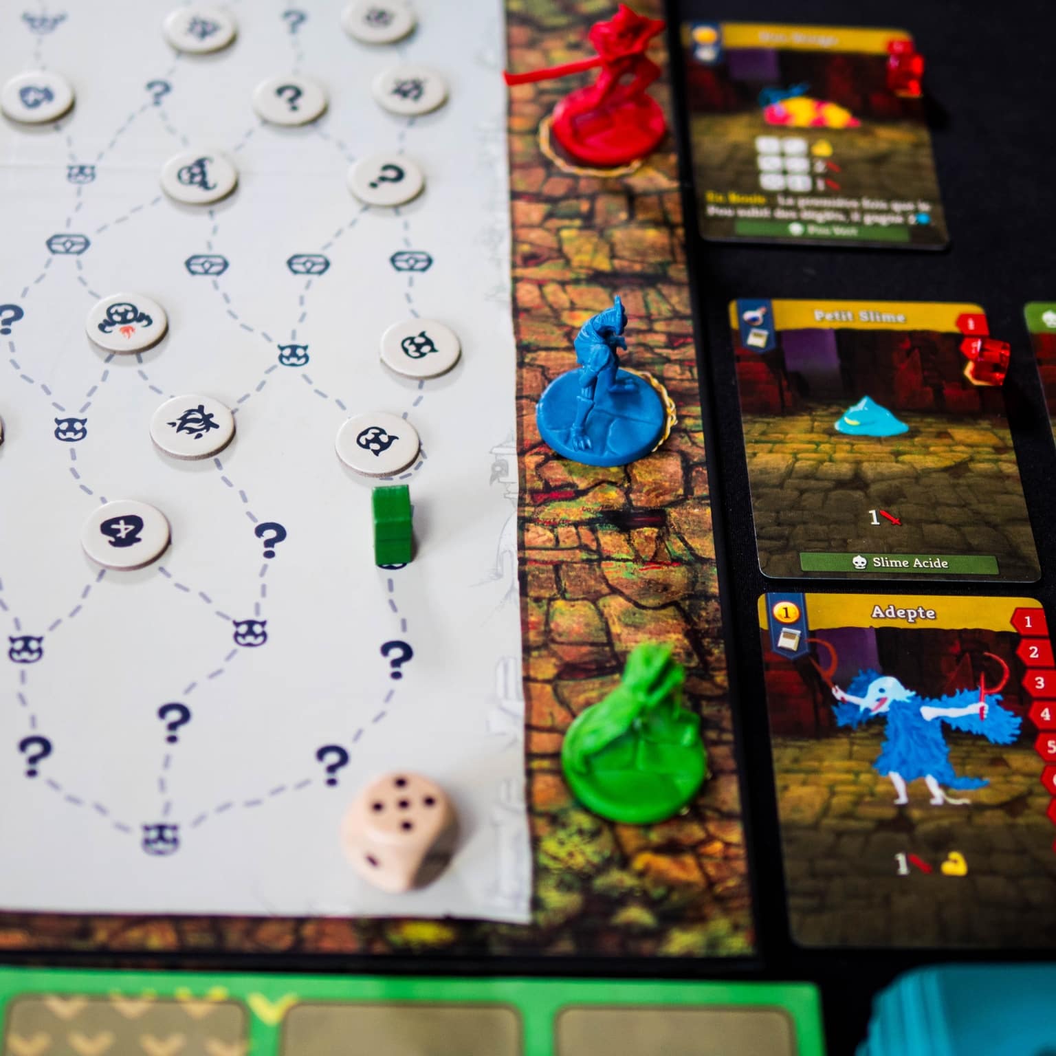 Slay the Spire (board game): cooperative deckbuilding review and test